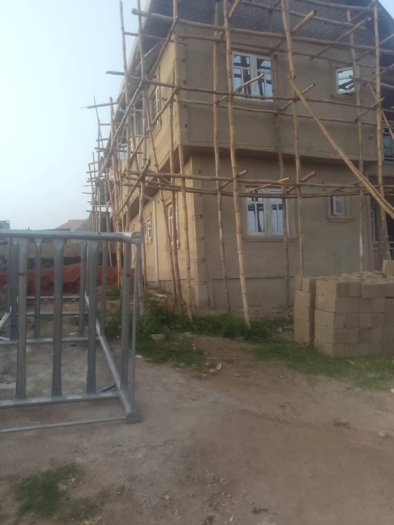 ABEY BUILDERS - Construct Ng