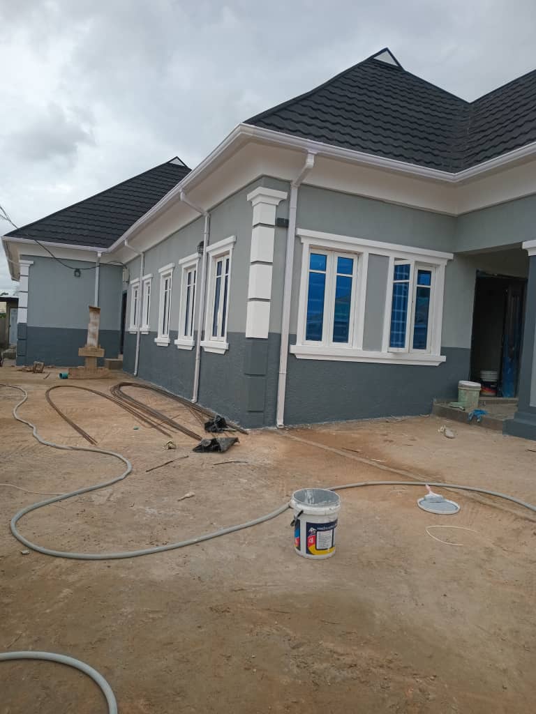 HORLAD PAINTING AND PRODUCTION CONCEPT - Construct Ng