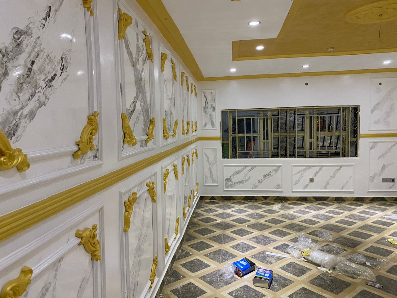 1ST DECOR - Construct Ng