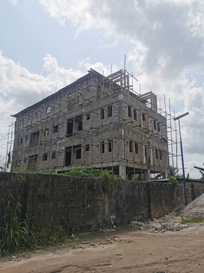 EMERALD STONE CONSULT LIMITED R.C. 8373045 - Construct Ng